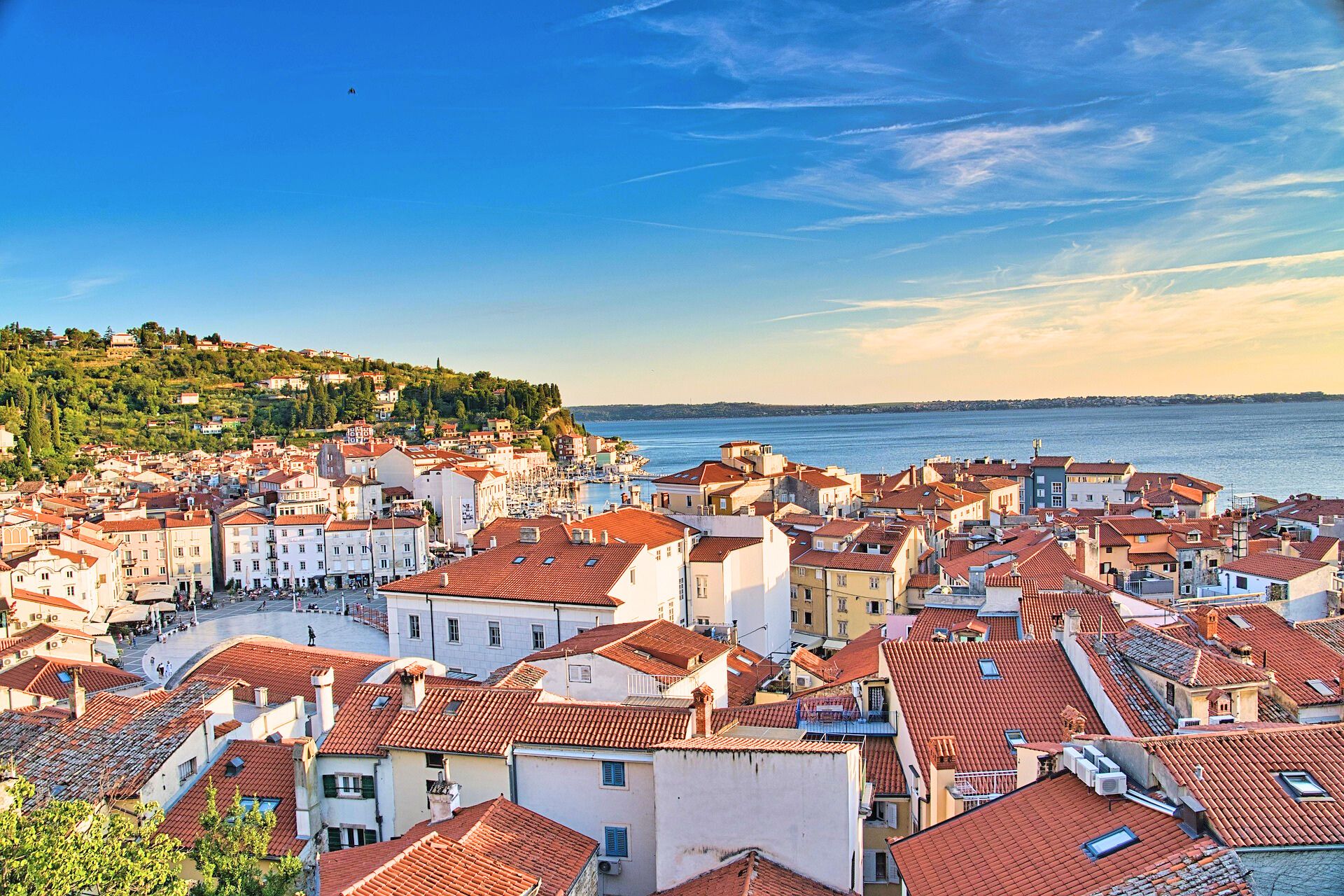 Slovenia Cruises | LoveitBookit