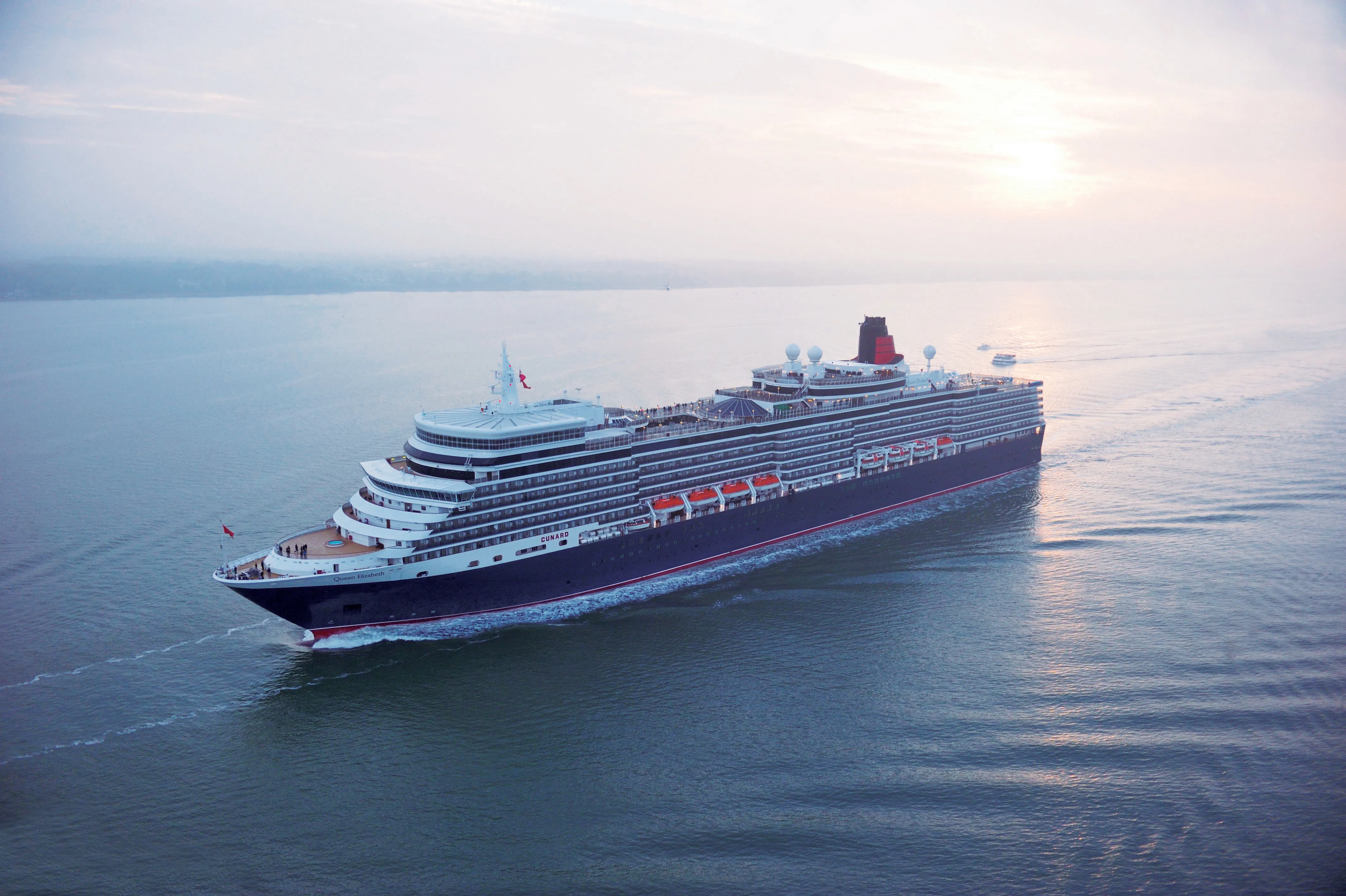 Cunard Queen Elizabeth | LoveitBookit