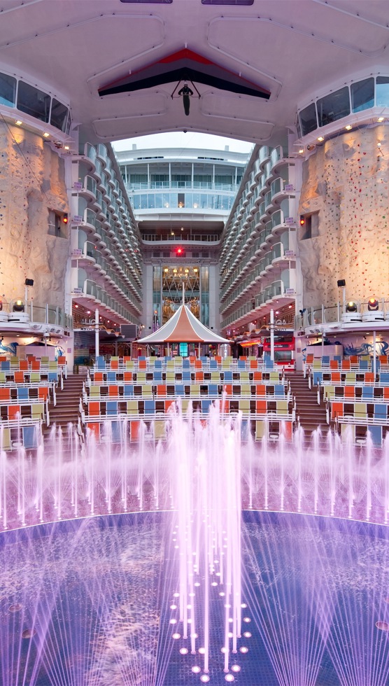 Royal Caribbean Oasis of the Seas | LoveitBookit