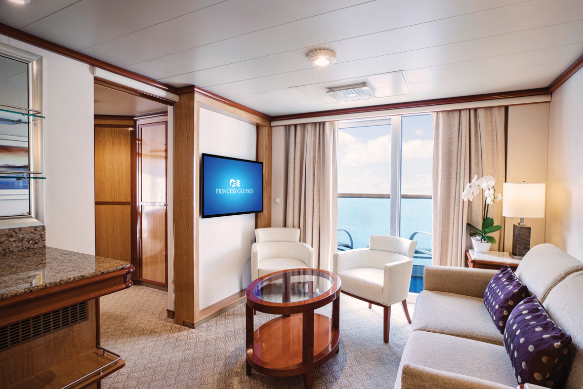 Regal Princess Cruise Ship | LoveitBookit
